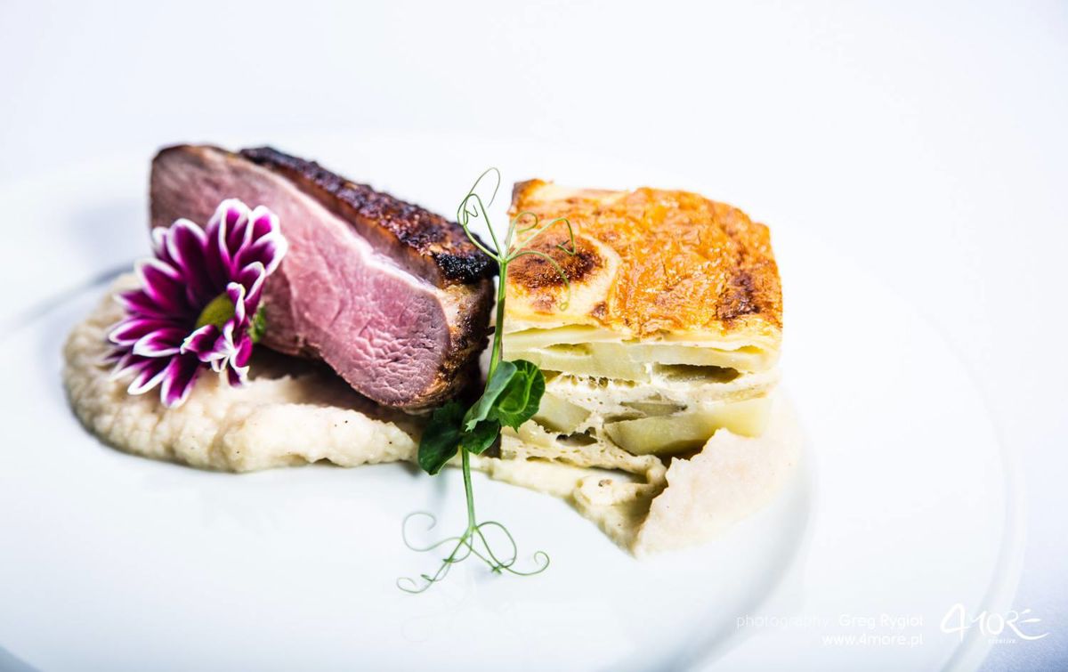 Biały Kruk w Kozach | WeseleNaSali.pl