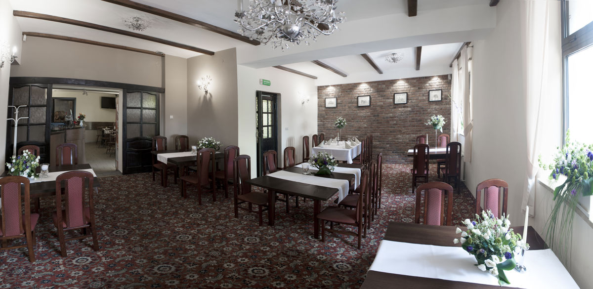 Restauracja Zacisze z tradycjami. Sala Weselna. Catering | WeseleNaSali.pl